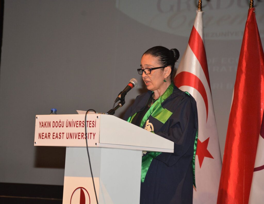 Graduates of the Faculty of Economics and Administrative Sciences of ...